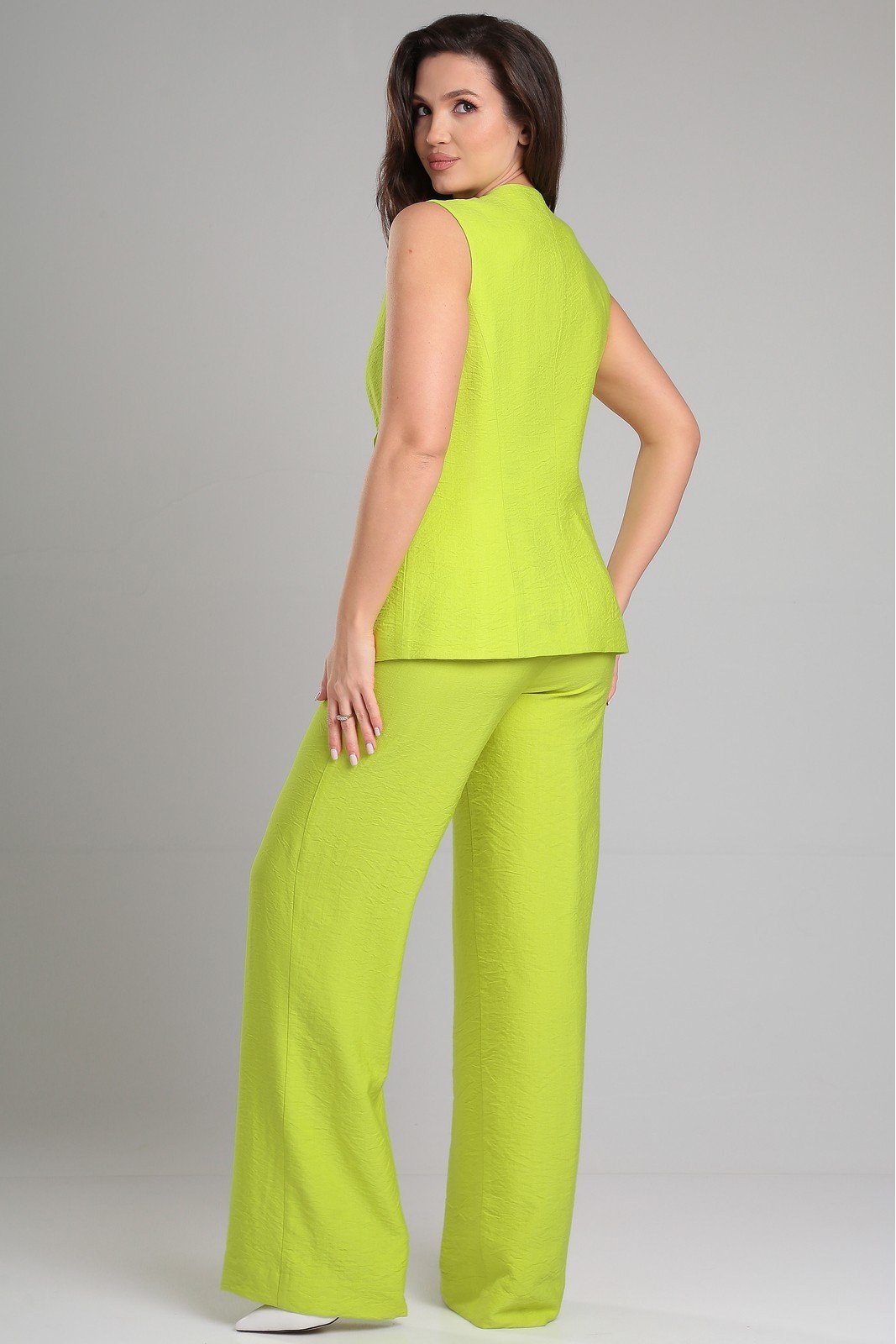 Костюм брючный 20429 салатовый LeNata купить в интернет магазине | в наличии